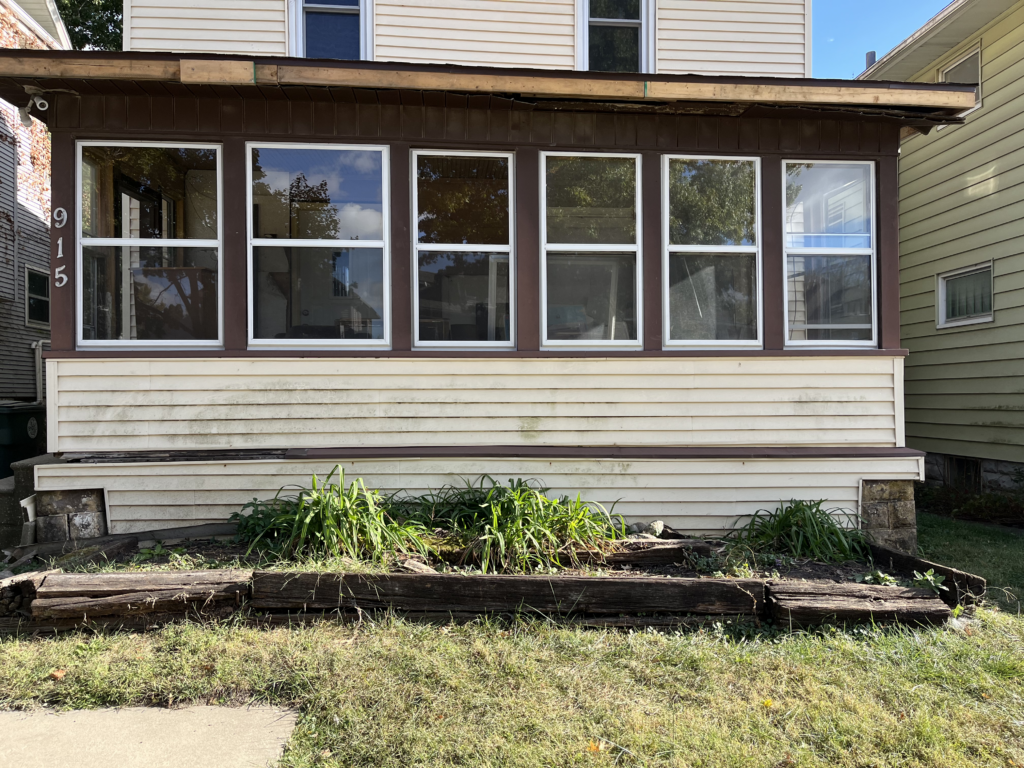 915 W 1st | Iowa Heartland Habitat for Humanity